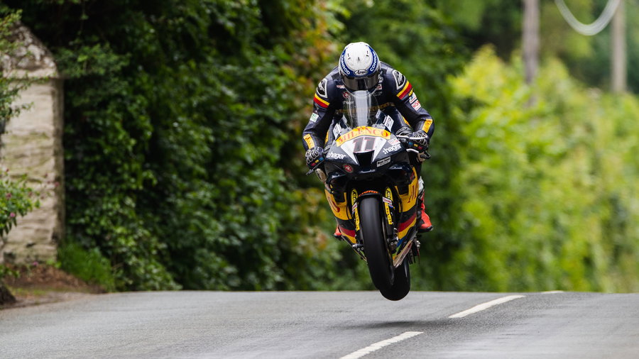 Conor Cummins withdraws from the remainder of the 2024 Isle of Man TT ...