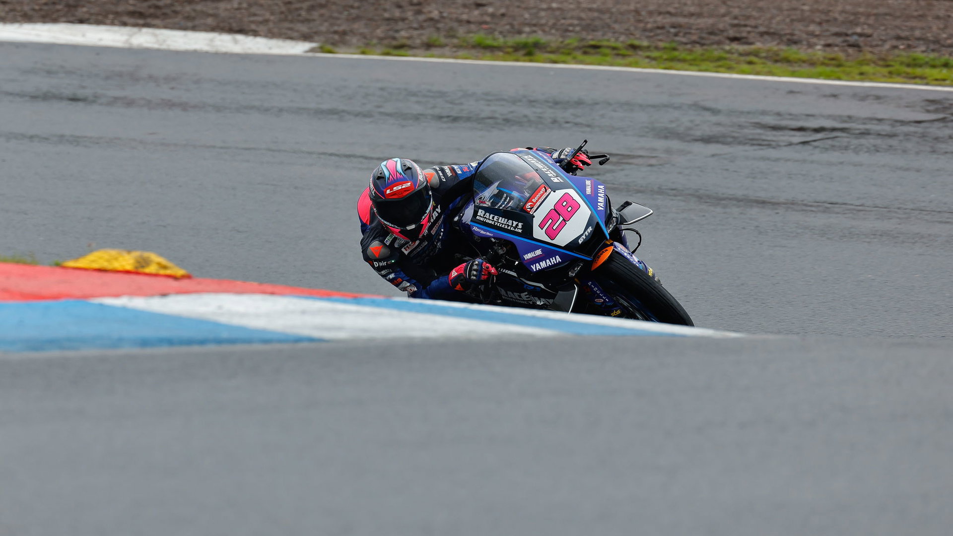 2025 BSB dominance “unbelievable” for Bradley Ray ahead of Brands Hatch ...