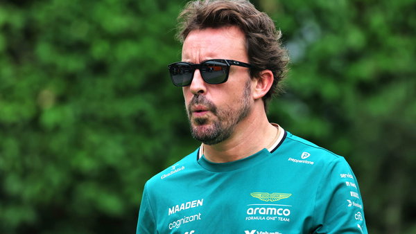 Fernando Alonso takes cheeky dig at F1 after Singapore GP radio message ...