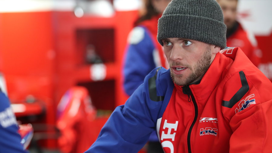 Jake Dixon reveals “intimidating” aspect of Honda WorldSBK team | Crash.net