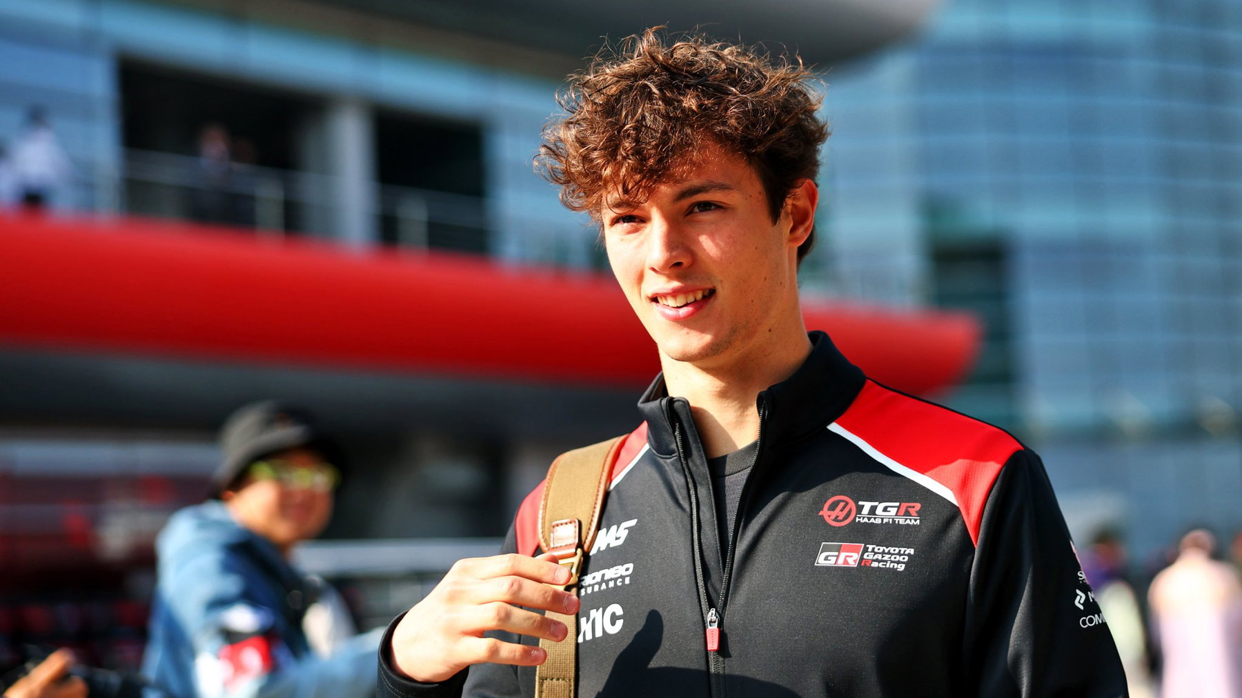 Ollie Bearman "lucky to be standing here" after Isack Hadjar Chinese GP ...