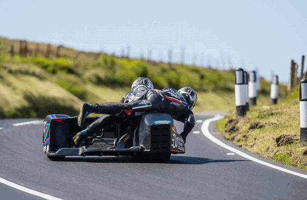 Isle of Man TT racer Daniel Ingham dies in practice crash | Crash.net