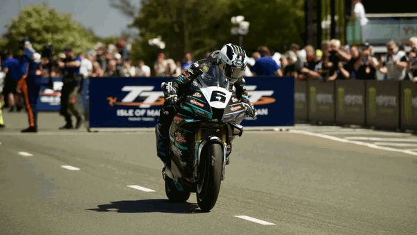 Isle of Man TT 2026: Dunlop Tercepat di Qualifying 1 Superpole | Crash.net