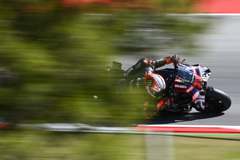 Jorge Martin apologises to Aprilia after angry Catalunya MotoGP pit ...