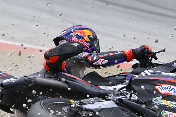 Pedro Acosta tops rain-hit Catalunya MotoGP test, Jorge Martin crashes ...