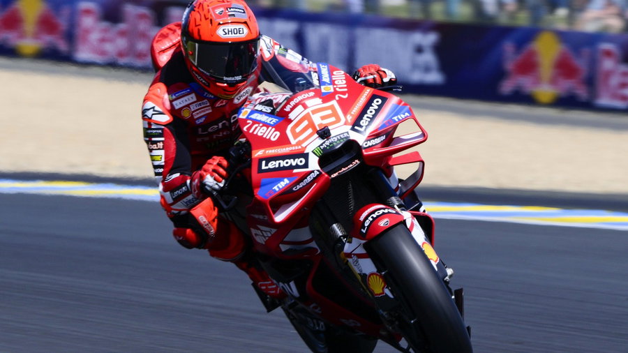 Marc Marquez debuts 2025-inspired Ducati aero at Le Mans MotoGP | Crash.net