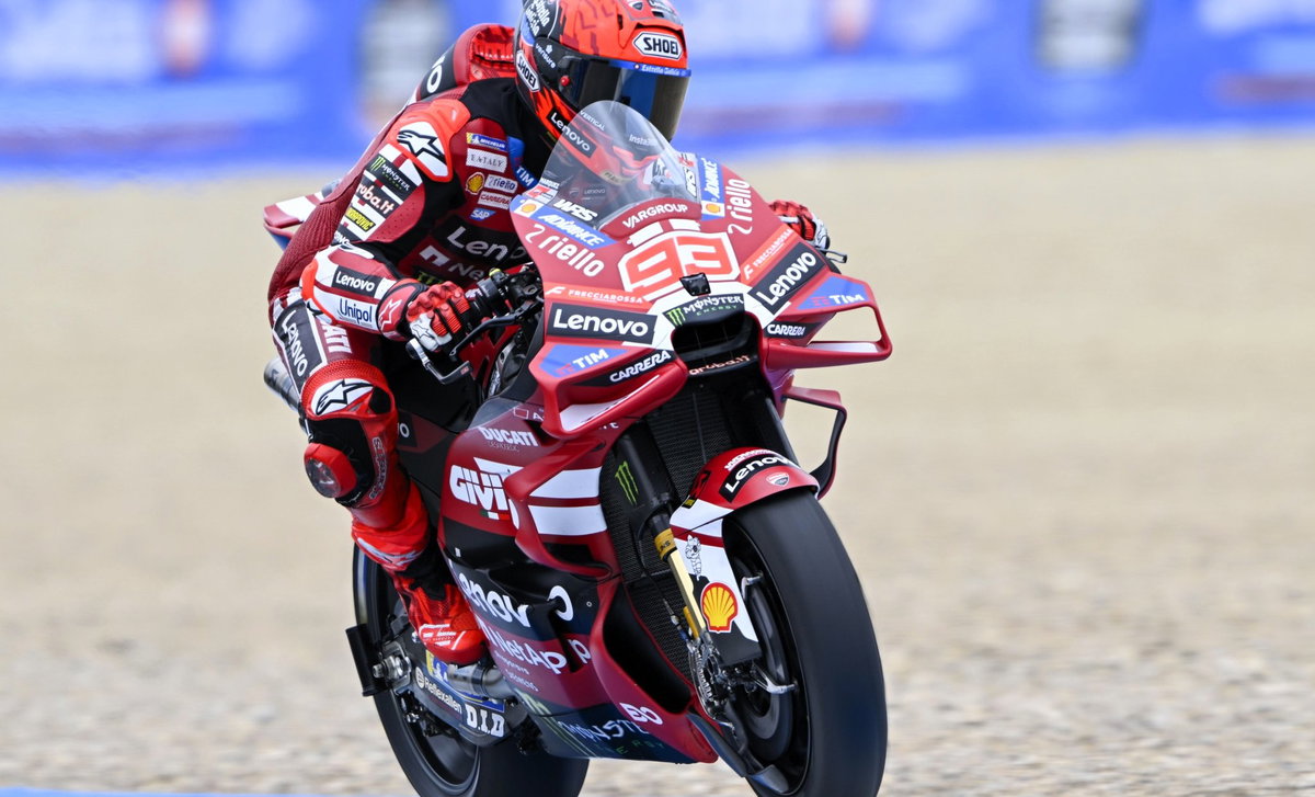 Marc Marquez debuts 2025-inspired Ducati aero at Le Mans MotoGP | Crash.net
