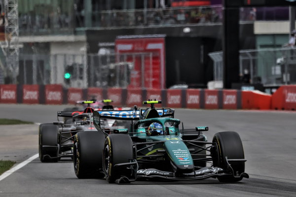 Fernando Alonso retired from F1 Canada to “stop the pain” from seat ...
