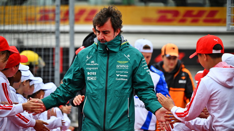 Fernando Alonso retired from F1 Canada to “stop the pain” from seat ...