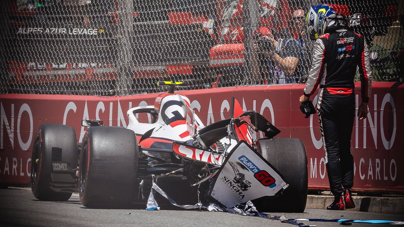 Ollie Bearman denied Monaco F1 redemption after "super-strange" crash ...