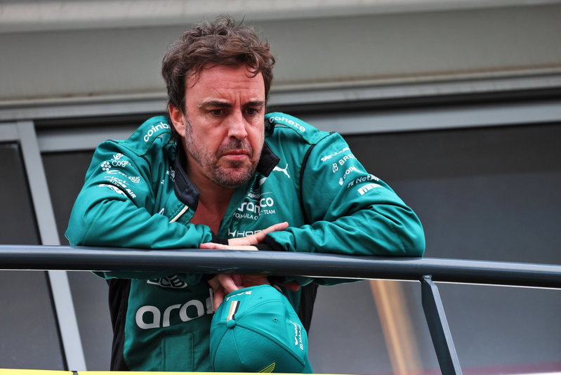 Fernando Alonso "at peace" as he drops major F1 retirement hint ahead ...